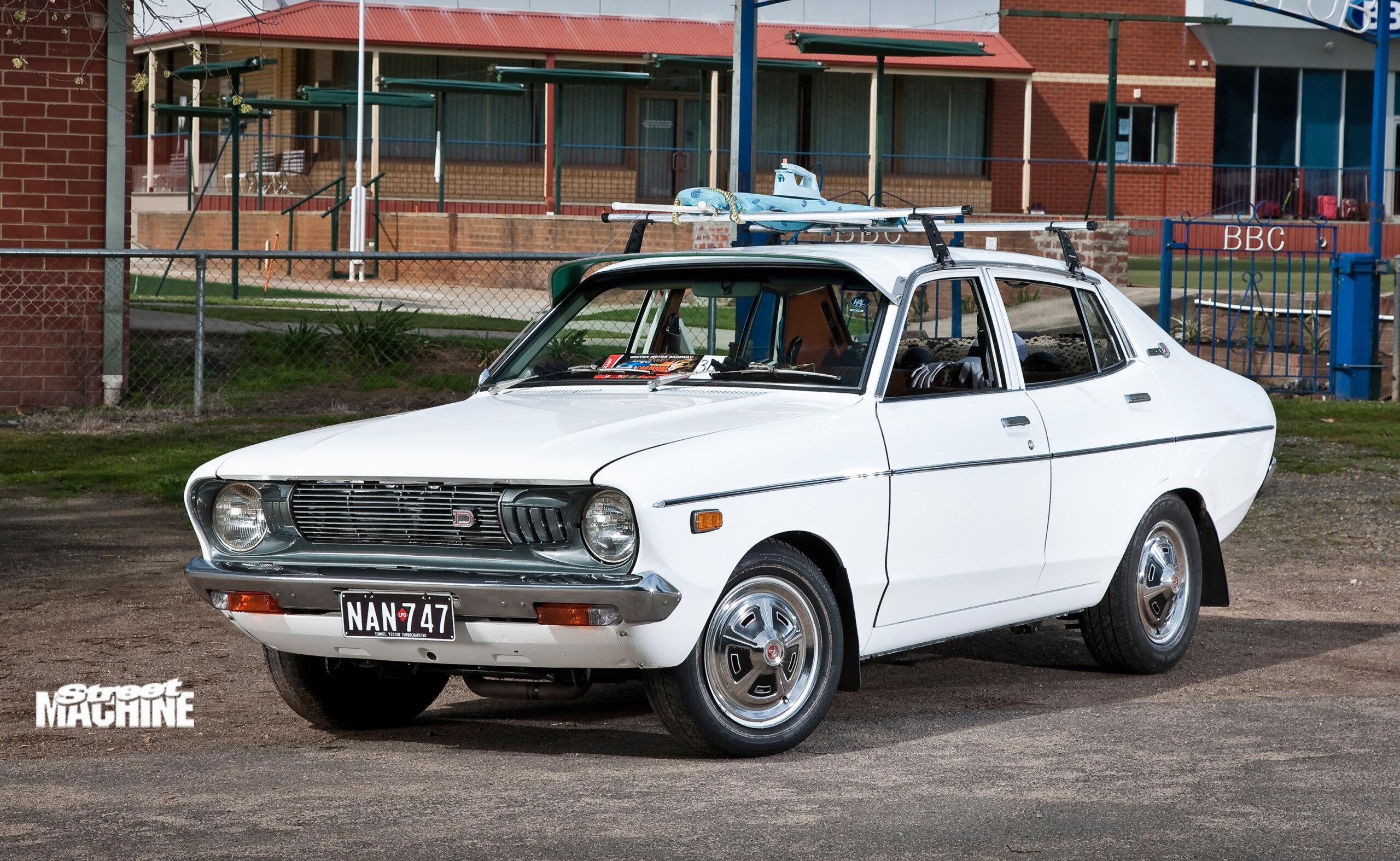 Features - Street Machine