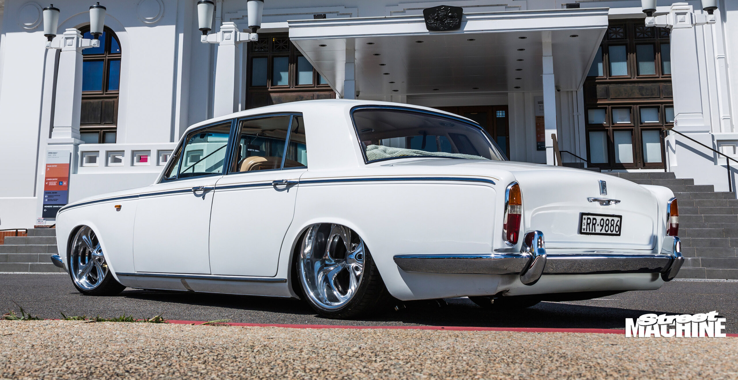 Features - Street Machine