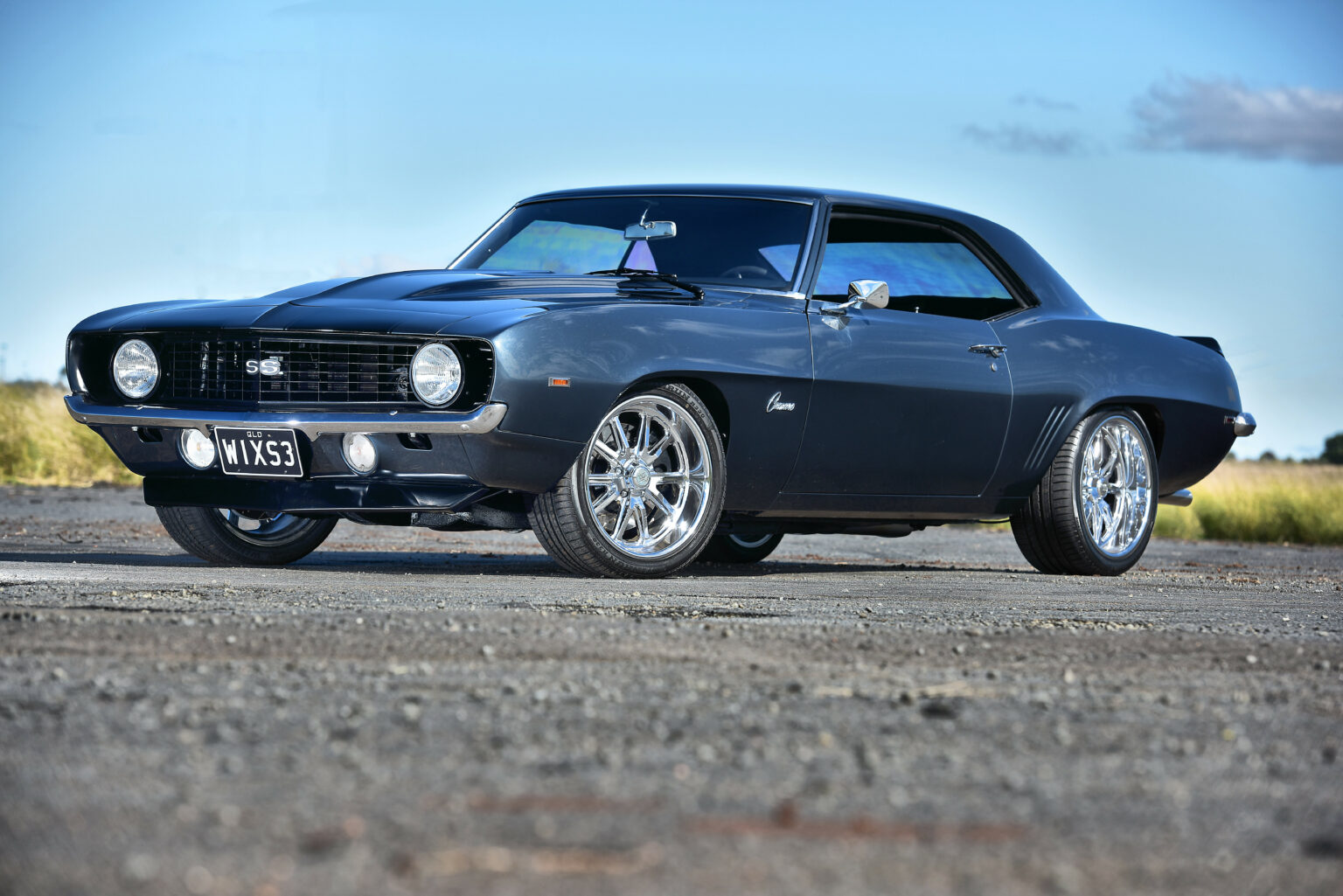 Readers' rockets: '69 Camaro + VH Charger + rescued XP sedan delivery ...