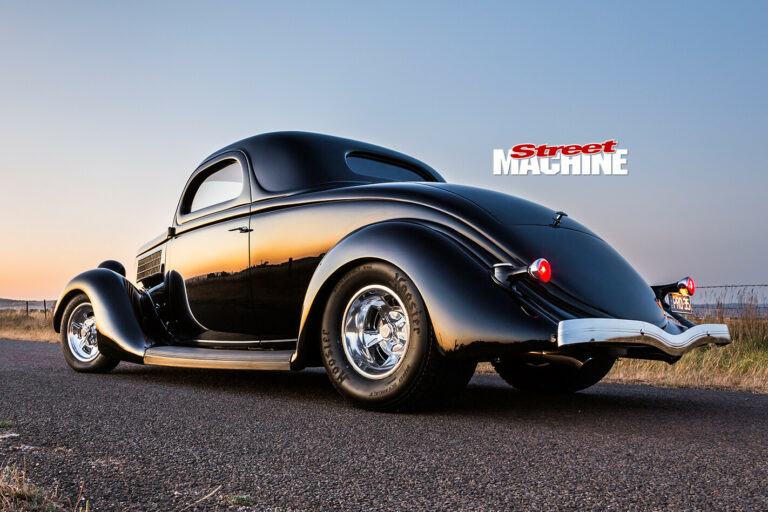 1935 Ford Coupe Hot Rod