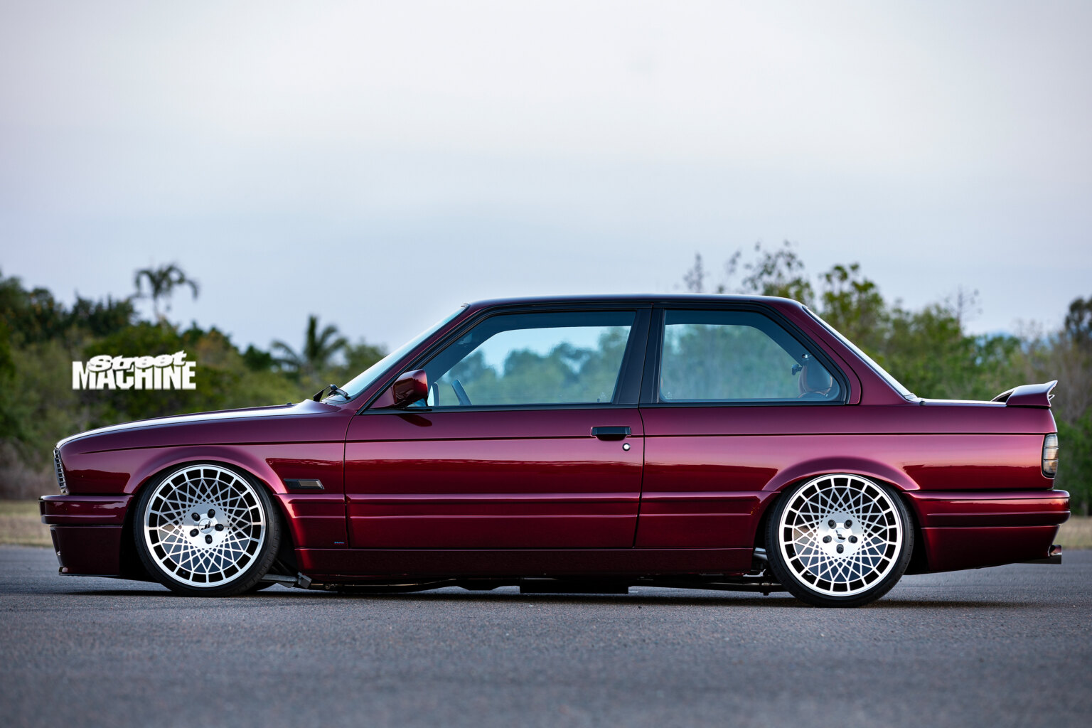 Home-brewed elite V8-swapped BMW E30
